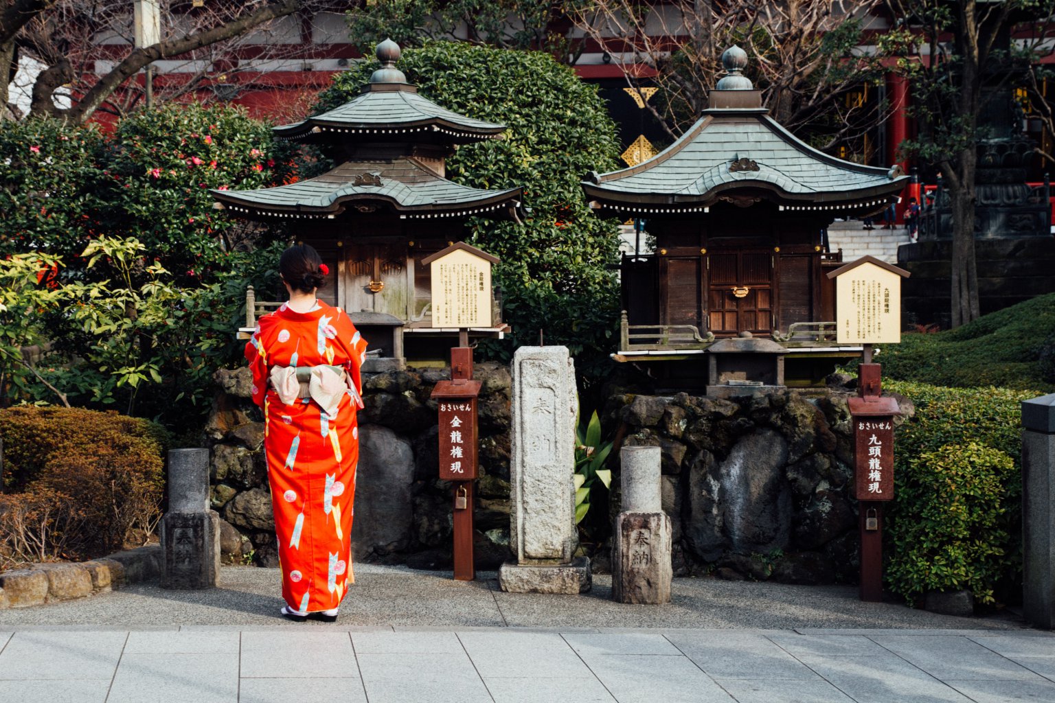 Shinto vs Buddhism- Differences and History | Japan Wonder Travel Blog