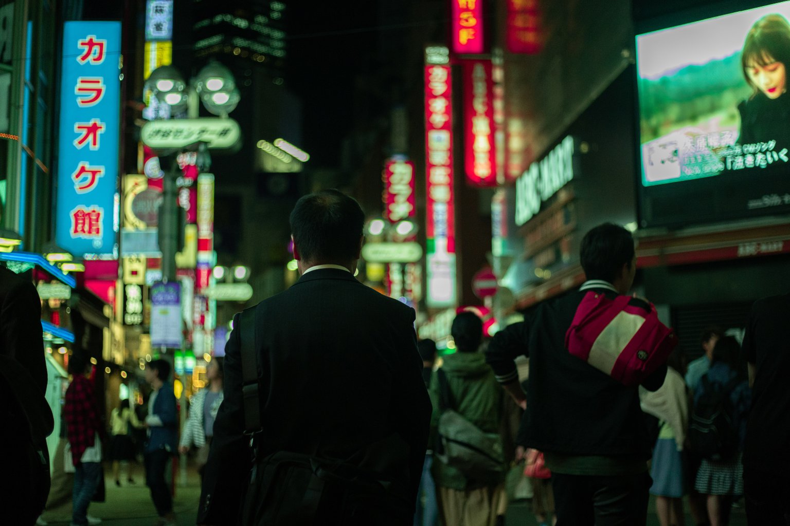 How To Best Enjoy Japanese Nightlife | Japan Wonder Travel Blog