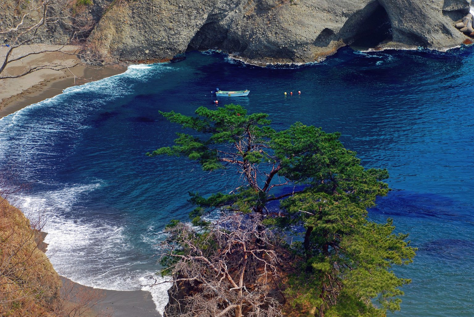 12 Most Beautiful Beaches to Visit in Japan 2023 | Japan Wonder Travel Blog