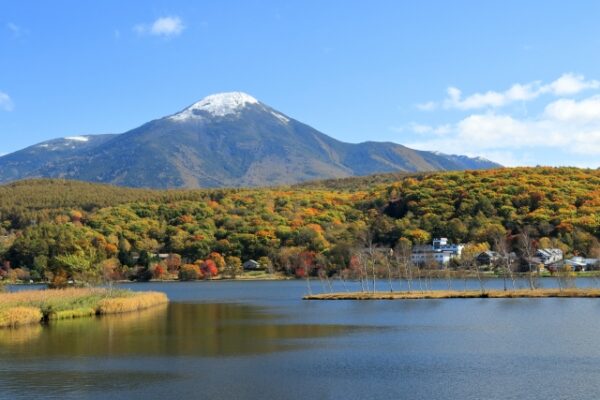 10 of Japan’s Most Beautiful Lakes in Japan | Japan Wonder Travel Blog
