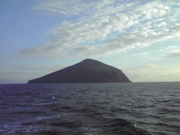 Tokyo Islands: 11 Beautiful Islands Near Tokyo | Japan Wonder Travel Blog