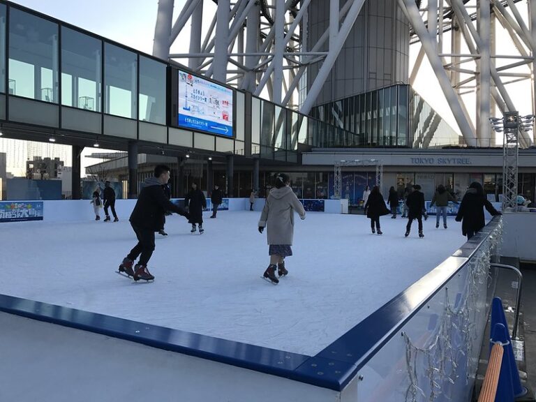 6 Best Ice Skating Spots in Tokyo 2024 | Japan Wonder Travel Blog