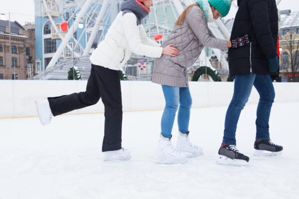 6 Best Ice Skating Spots in Tokyo 2022 | Japan Wonder Travel Blog