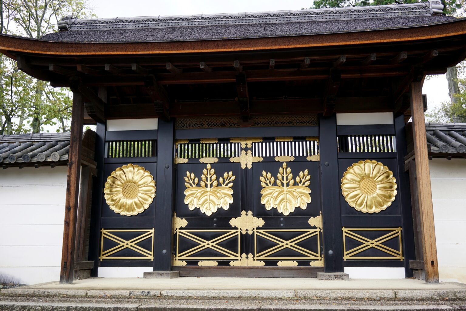 Japanese Family Crests | Japan Wonder Travel Blog