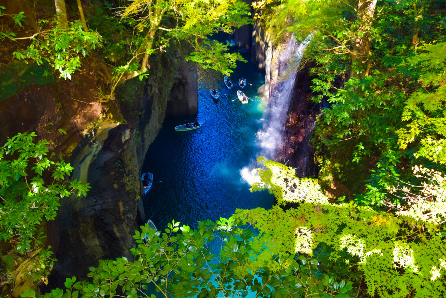 A Guide to The Scenic Takachiho Gorge | Japan Wonder Travel Blog