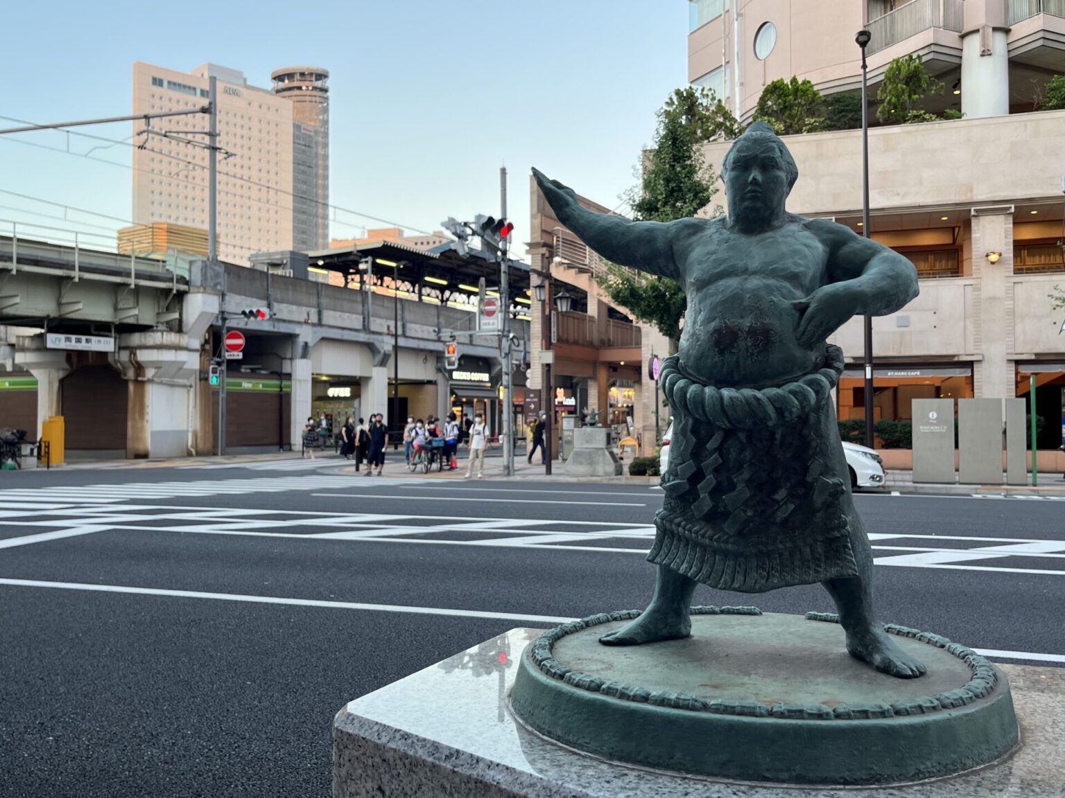 Sumo Wrestling in Japan: A Complete Guide and How to Get Sumo Tickets ...