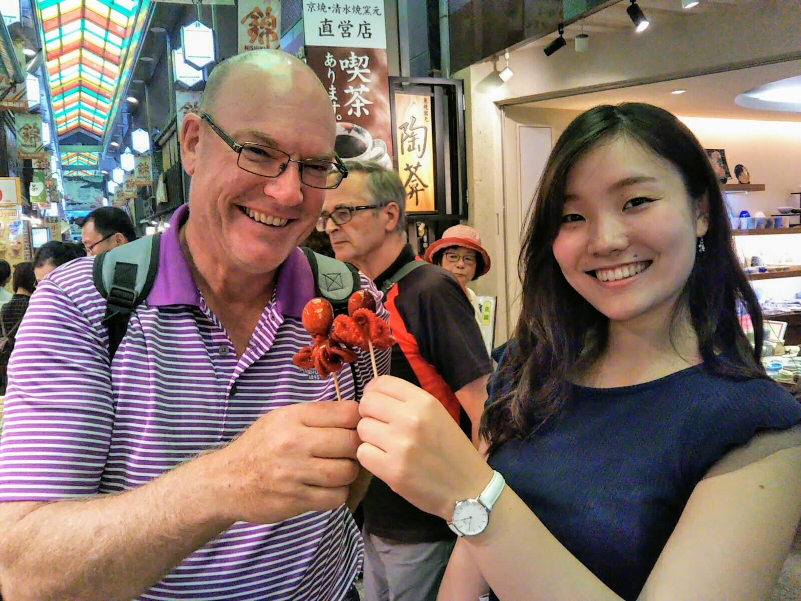 10 Foods to Try at Nishiki Market | Japan Wonder Travel Blog