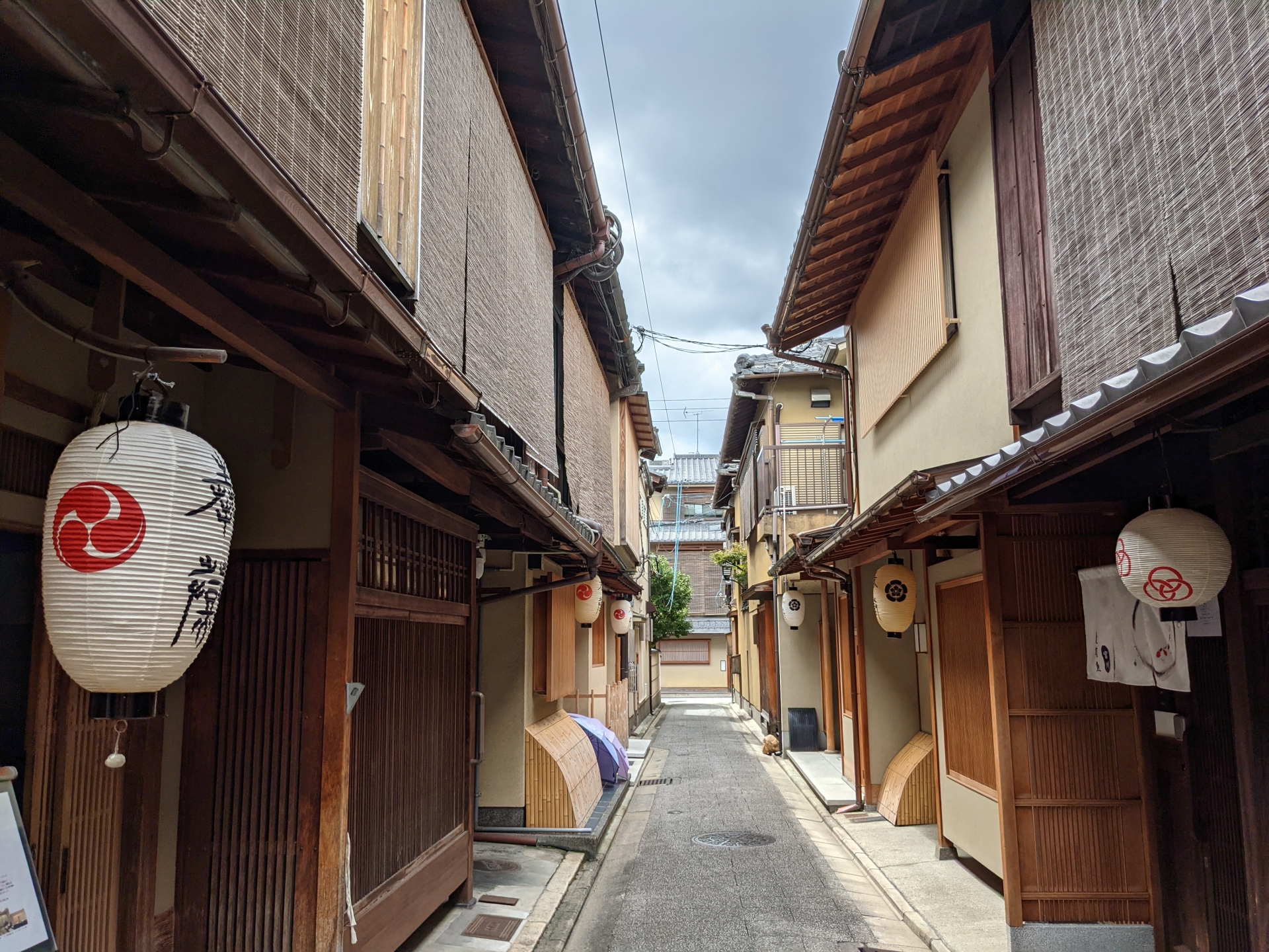 What is a Hanamachi? Where to see Geisha in Japan | Japan Wonder Travel ...