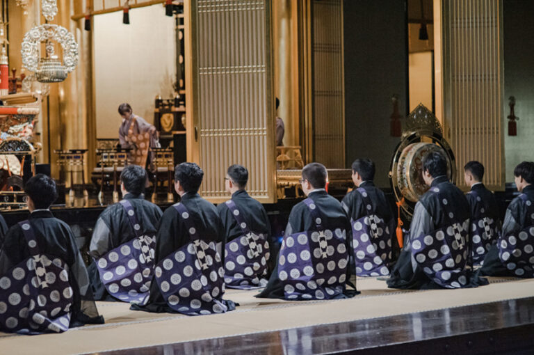 Premium Gagaku Sutra and Pipe Organ Night Concert at Tsukiji Hongwanji ...