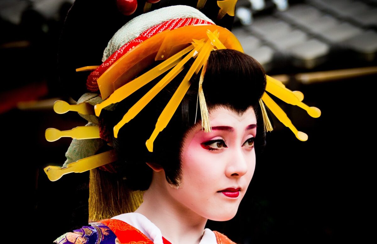 What is a Hanamachi? Where to see Geisha in Japan | Japan Wonder Travel ...